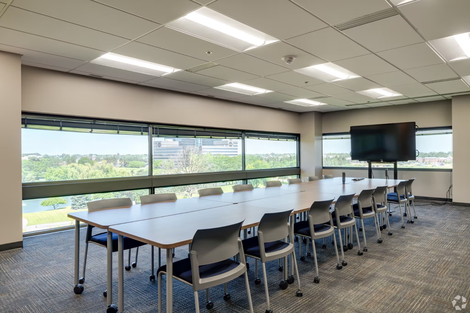 Fairlane Office Center | North Empire